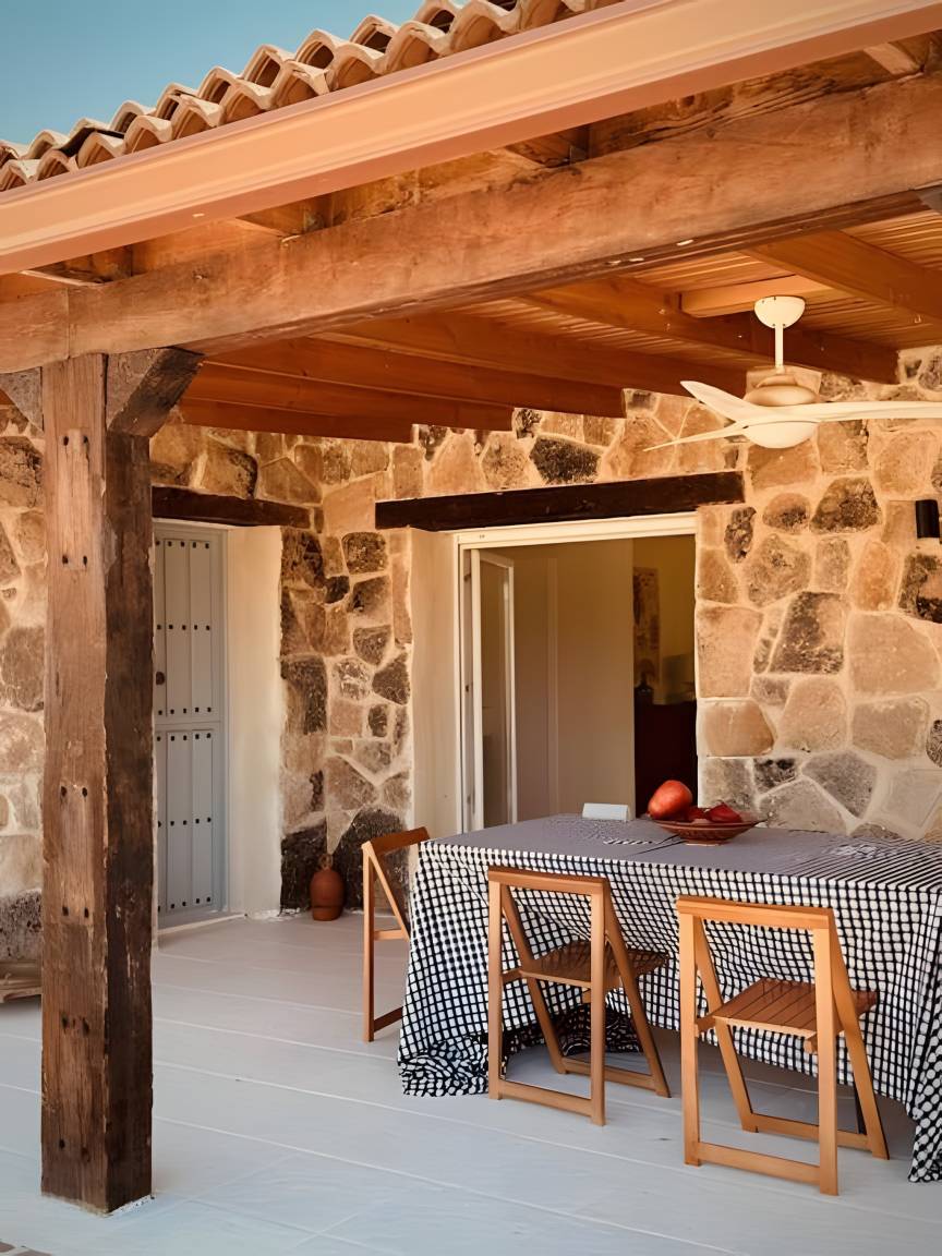 240 M² Maison De Vacances ∙ 4 Chambres ∙ 8 Personnes - La Adrada