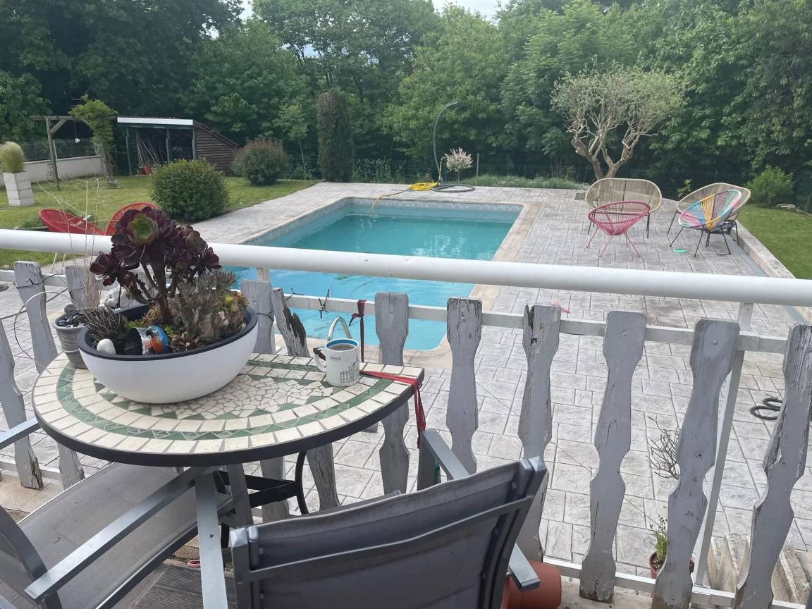 160 M² Villa ∙ 4 Chambres ∙ 10 Personnes - Lannemezan