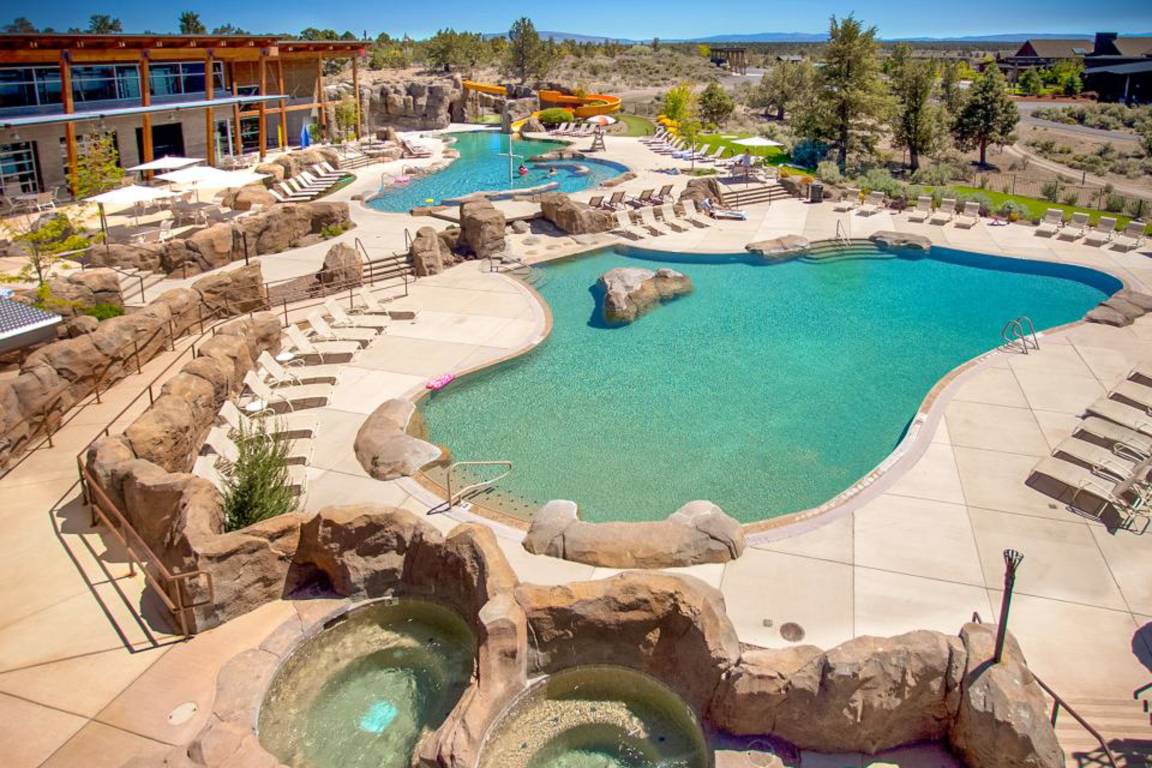 92 M² House ∙ 2 Bedrooms ∙ 4 Guests - Redmond, OR