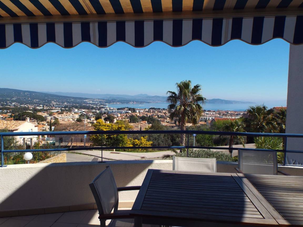 67 M² Apartamento ∙ 2 Habitaciones ∙ 5 Huéspedes - La Ciotat