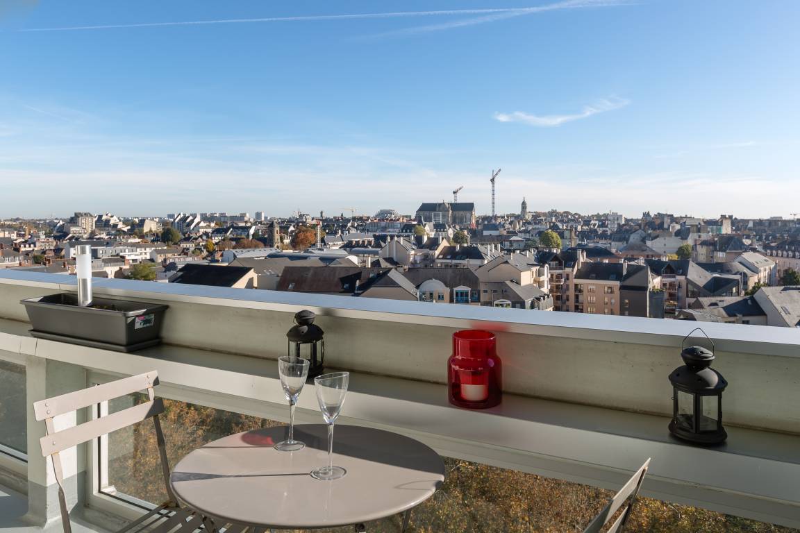 76 M² Apartamento ∙ 2 Habitaciones ∙ 4 Huéspedes - Rennes