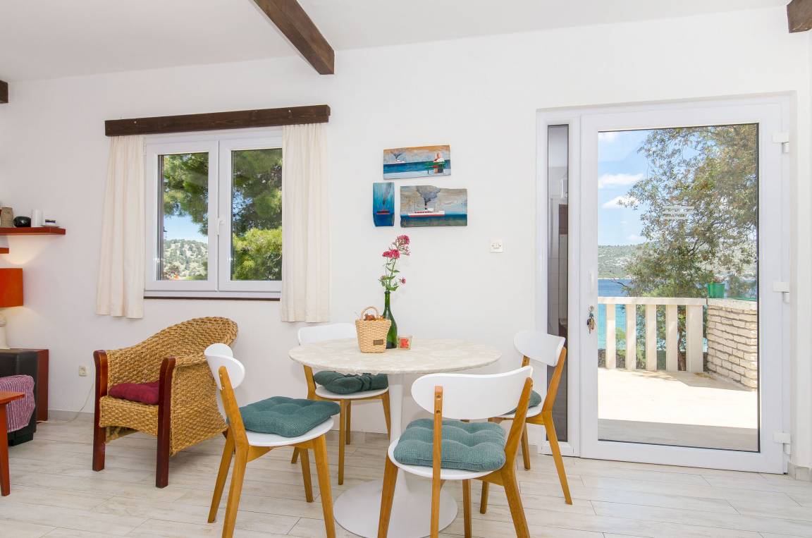 100 M² Ferienhaus ∙ 3 Schlafzimmer ∙ 8 Gäste - Primošten