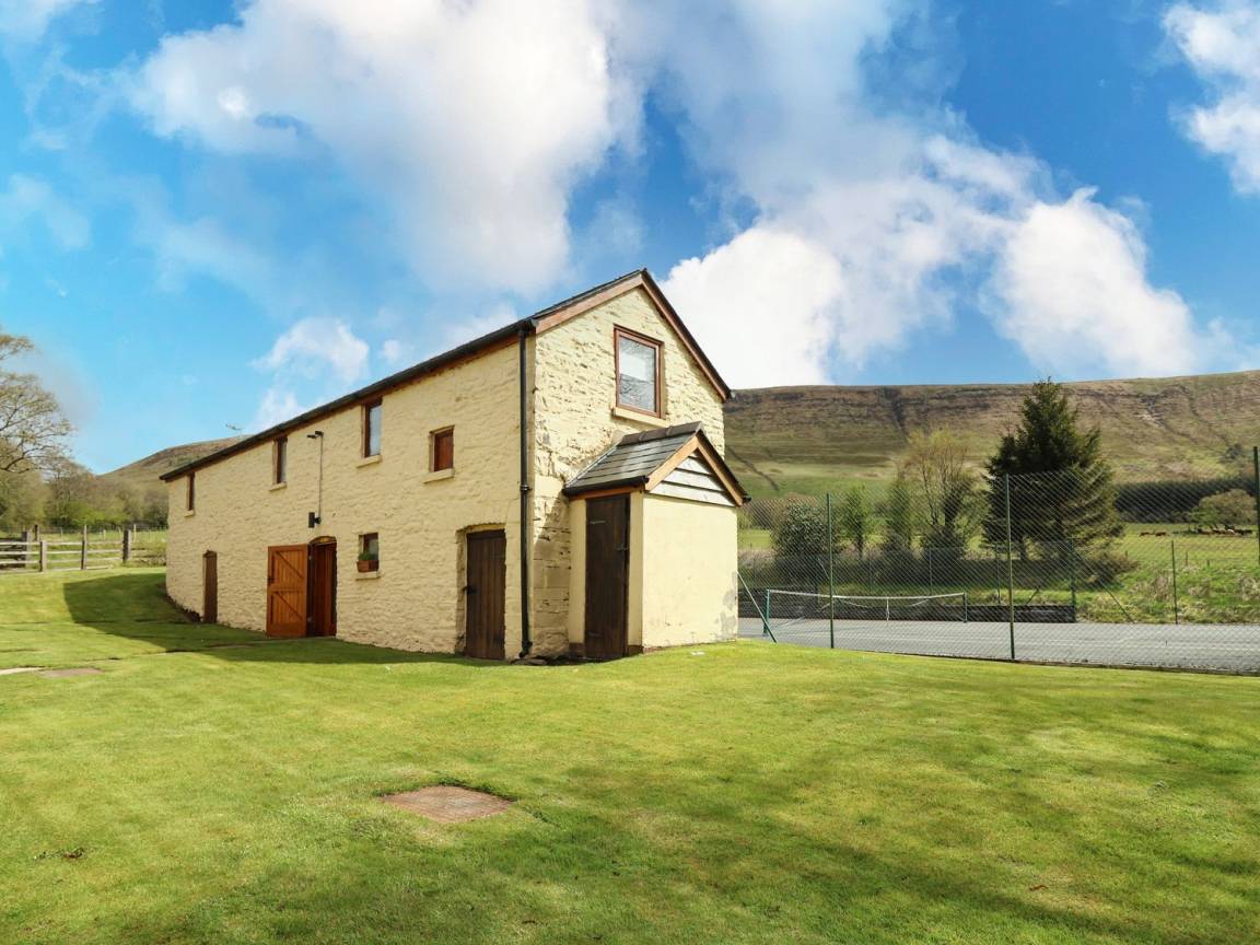 Cottage ∙ 2 Bedrooms ∙ 4 Guests - Brecon