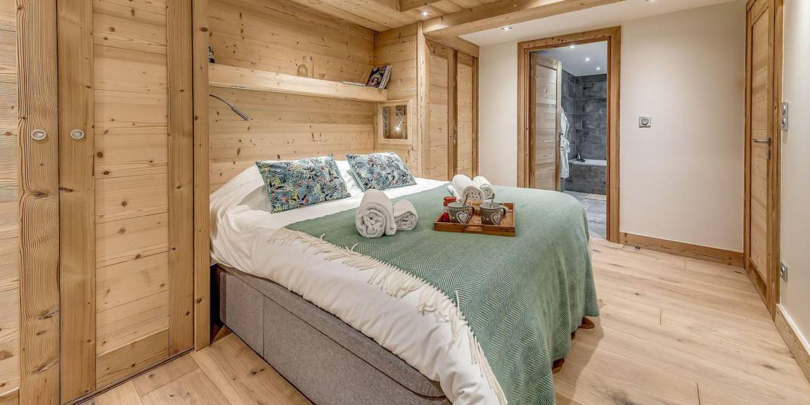 250 M² Chalet ∙ 5 Bedrooms ∙ 10 Guests - Tignes