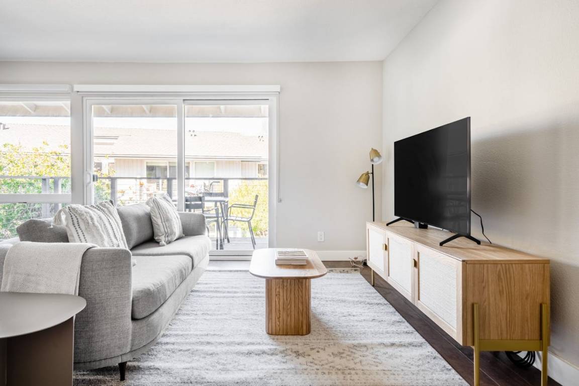 81 M² Apartment ∙ 2 Bedrooms ∙ 2 Guests - San Mateo, CA