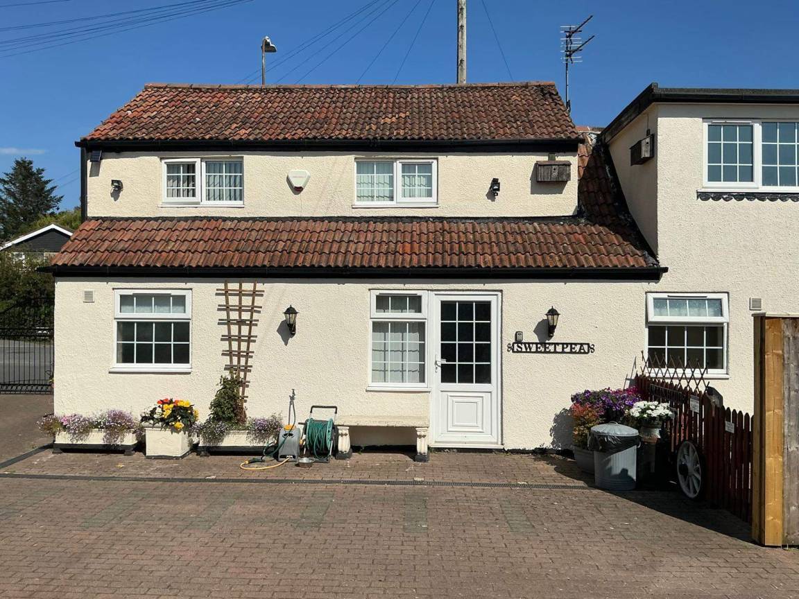 55 M² Cottage ∙ 2 Bedrooms ∙ 5 Guests - Louth