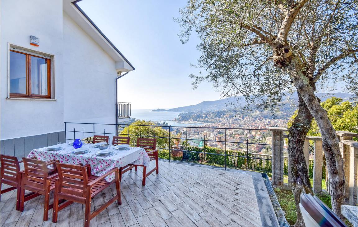 100 M² Ferienhaus ∙ 3 Schlafzimmer ∙ 6 Gäste - Rapallo