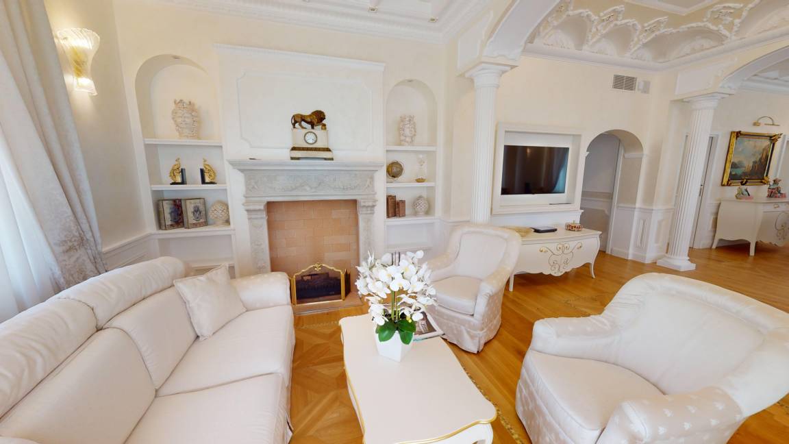 500 M² Villa ∙ 5 Habitaciones ∙ 10 Huéspedes - Toscolano-Maderno