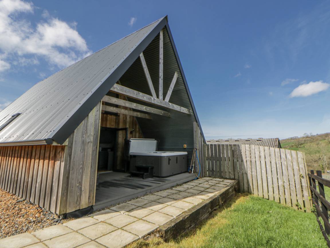 Cottage ∙ 2 Bedrooms ∙ 4 Guests - Llangrannog