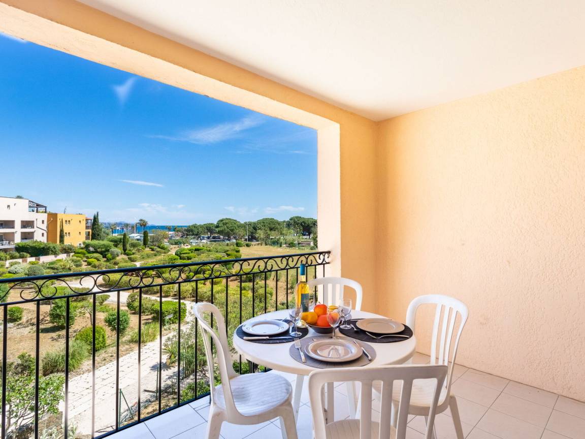 33 M² Appartement ∙ 1 Chambre ∙ 4 Personnes - Grimaud
