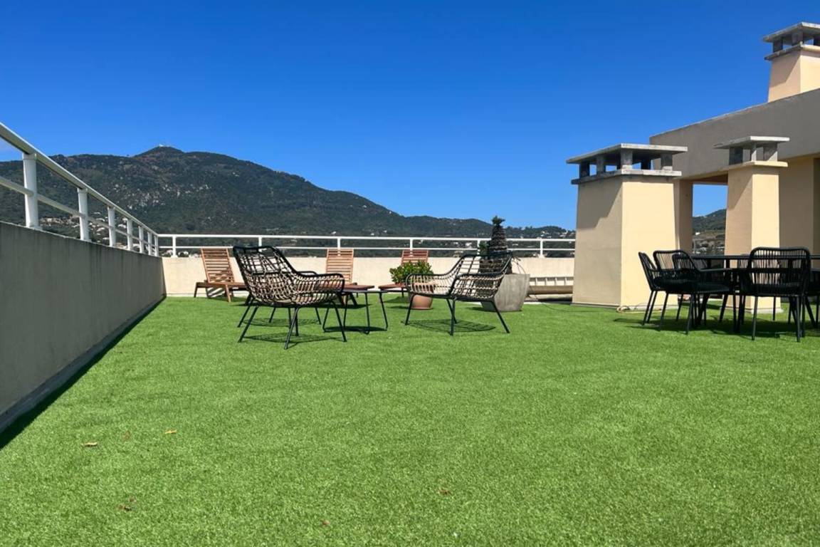 97 M² Apartamento ∙ 3 Quartos ∙ 6 Hóspedes - Ajaccio