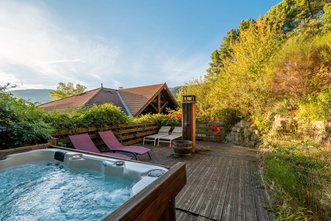 240 M² House ∙ 4 Bedrooms ∙ 15 Guests - Ardèche