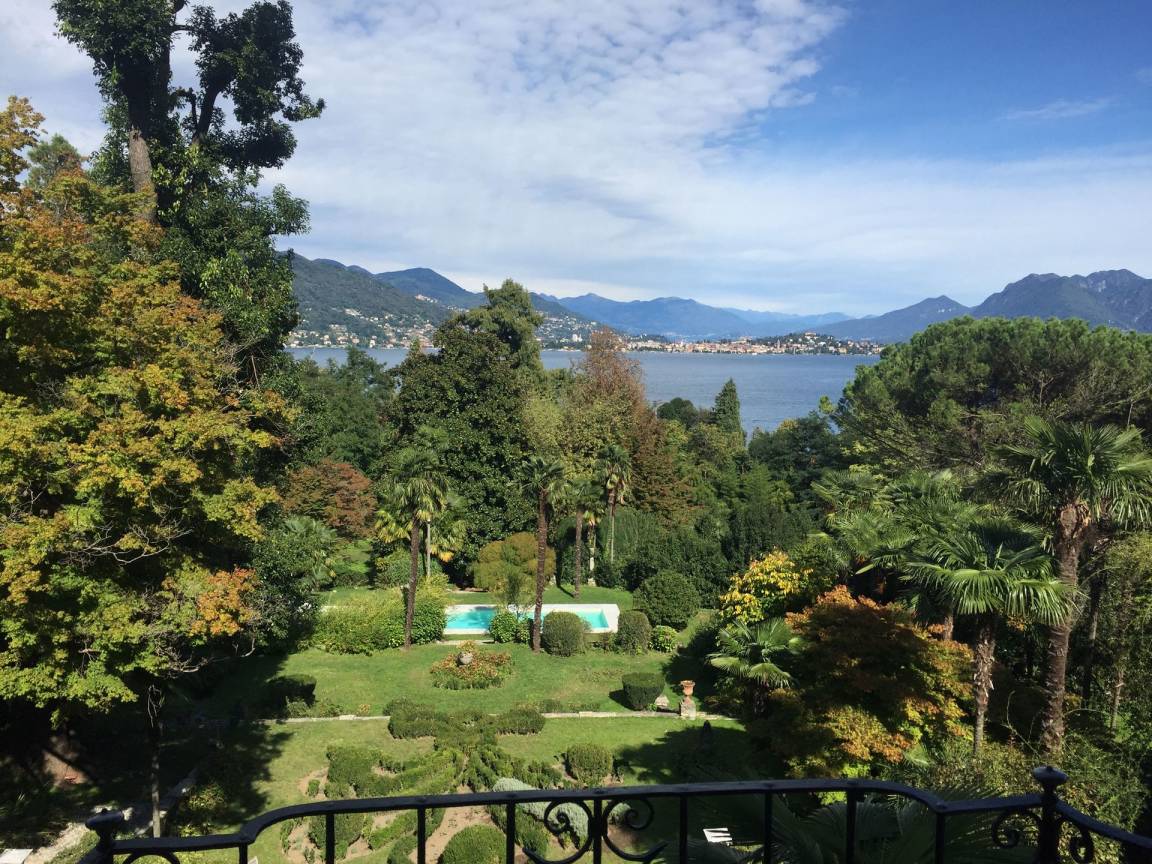 Villa ∙ 8 Schlafzimmer ∙ 16 Gäste - Baveno