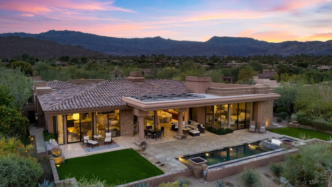 496 M² House ∙ 3 Bedrooms ∙ 10 Guests - Palm Desert, CA