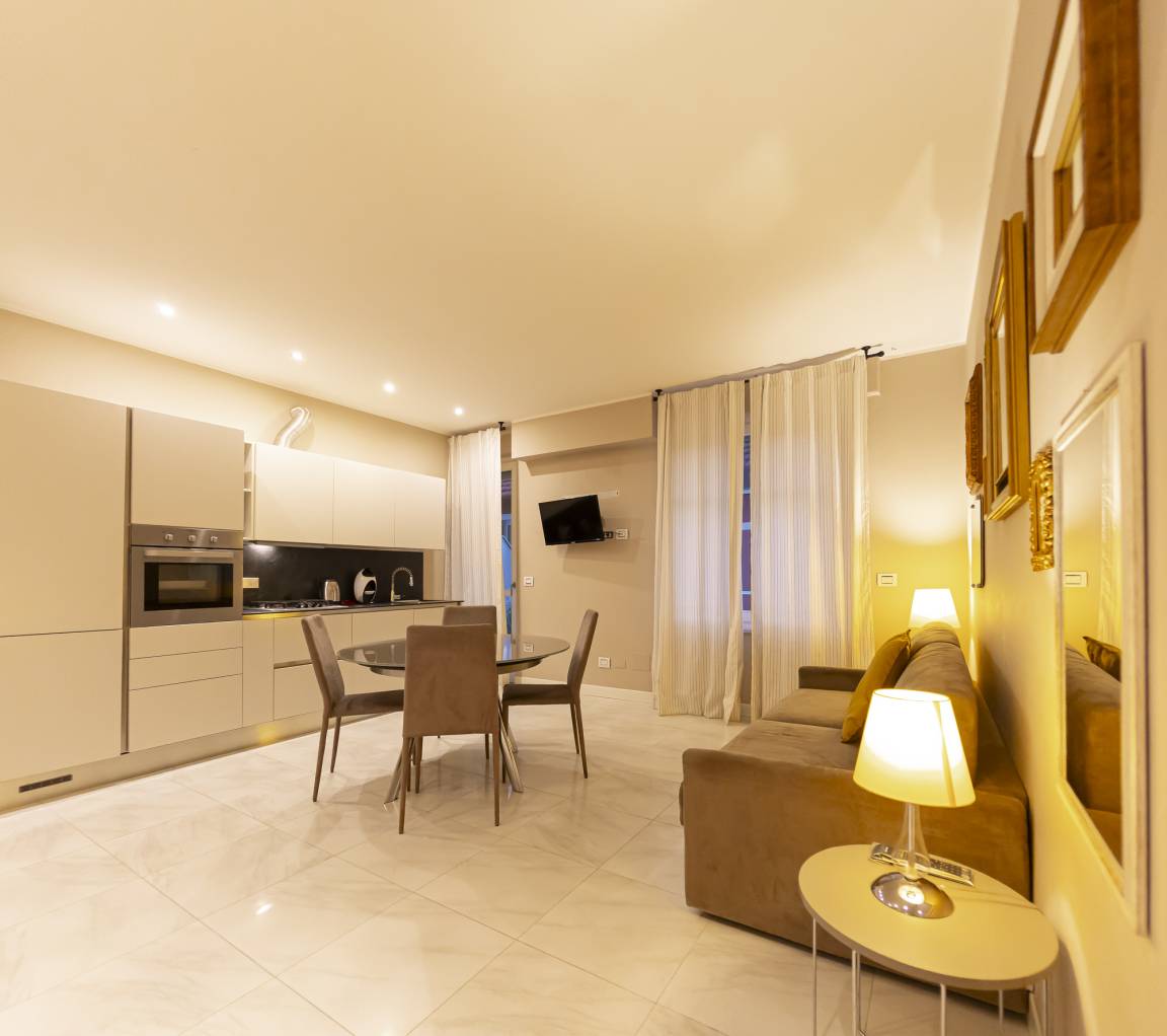 Huoneisto ∙ 2 Makuuhuonetta ∙ 5 Vierasta - Alassio