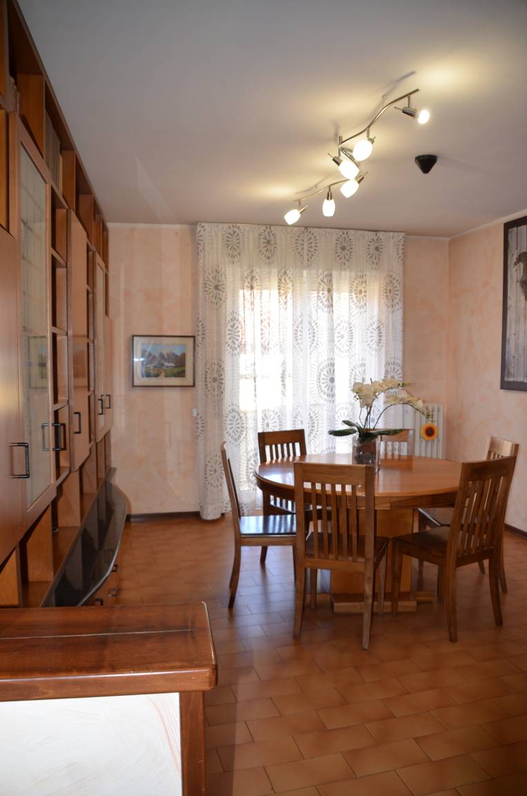 90 M² Apartment ∙ 2 Bedrooms ∙ 6 Guests - Varenna