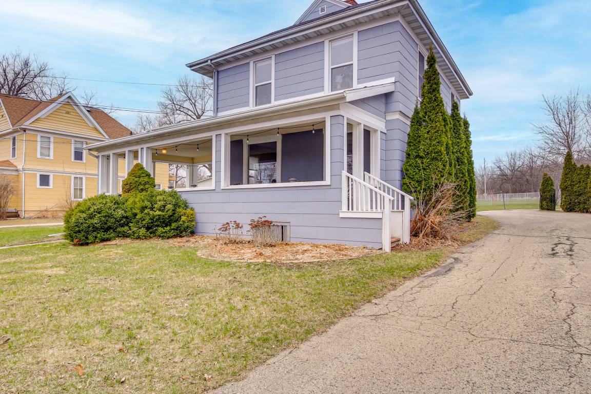 145 M² House ∙ 3 Bedrooms ∙ 6 Guests - Green Lake, WI