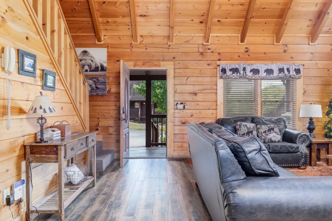 Chalet ∙ 6 Chambres ∙ 24 Personnes - Pigeon Forge, TN