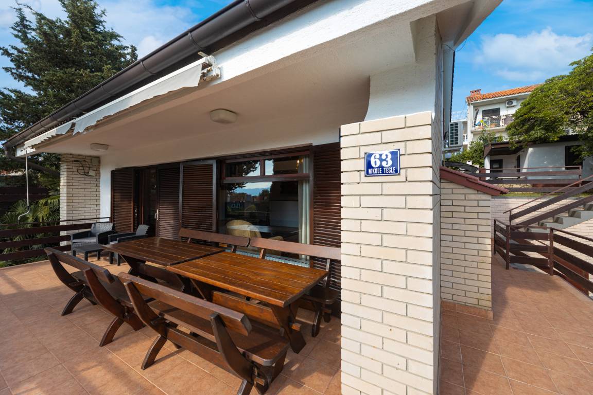 160 M² Maison De Vacances ∙ 5 Chambres ∙ 11 Personnes - Malinska