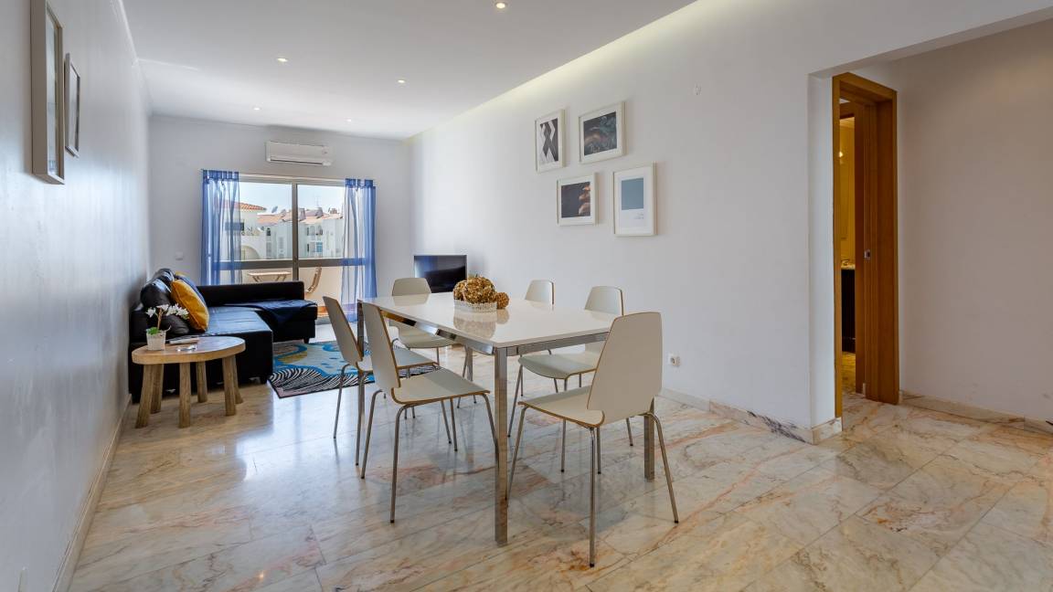 106 M² Appartement ∙ 2 Chambres ∙ 6 Personnes - Albufeira