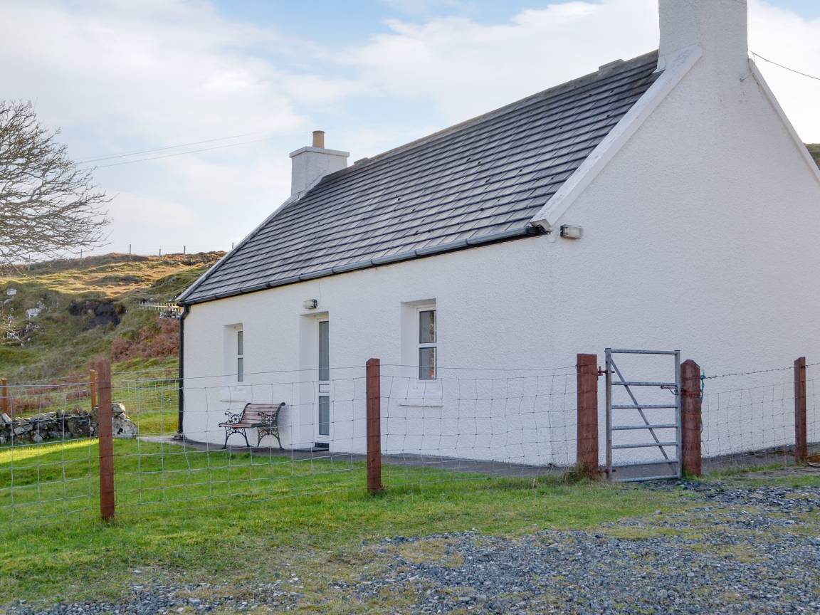 Cottage ∙ 2 Bedrooms ∙ 4 Guests - Skye