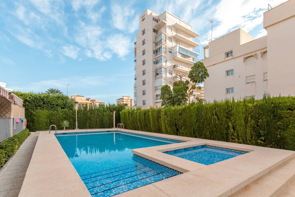 60 M² Apartment ∙ 2 Bedrooms ∙ 4 Guests - El Campello