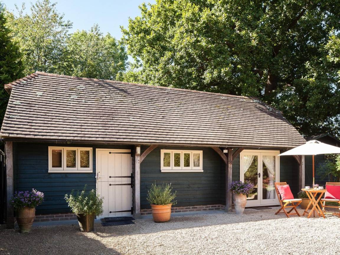 Cottage ∙ 1 Bedroom ∙ 2 Guests - Battle