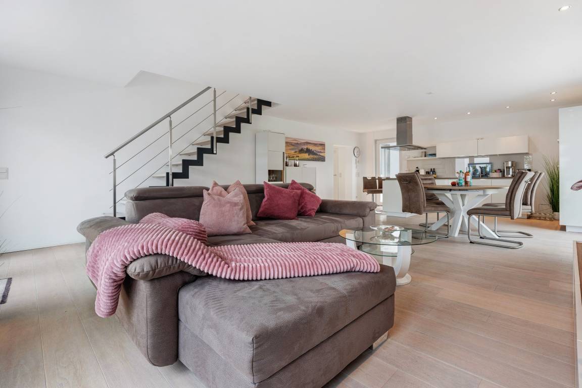 85 M² Ferienwohnung ∙ 2 Schlafzimmer ∙ 4 Gäste - Bad Nenndorf