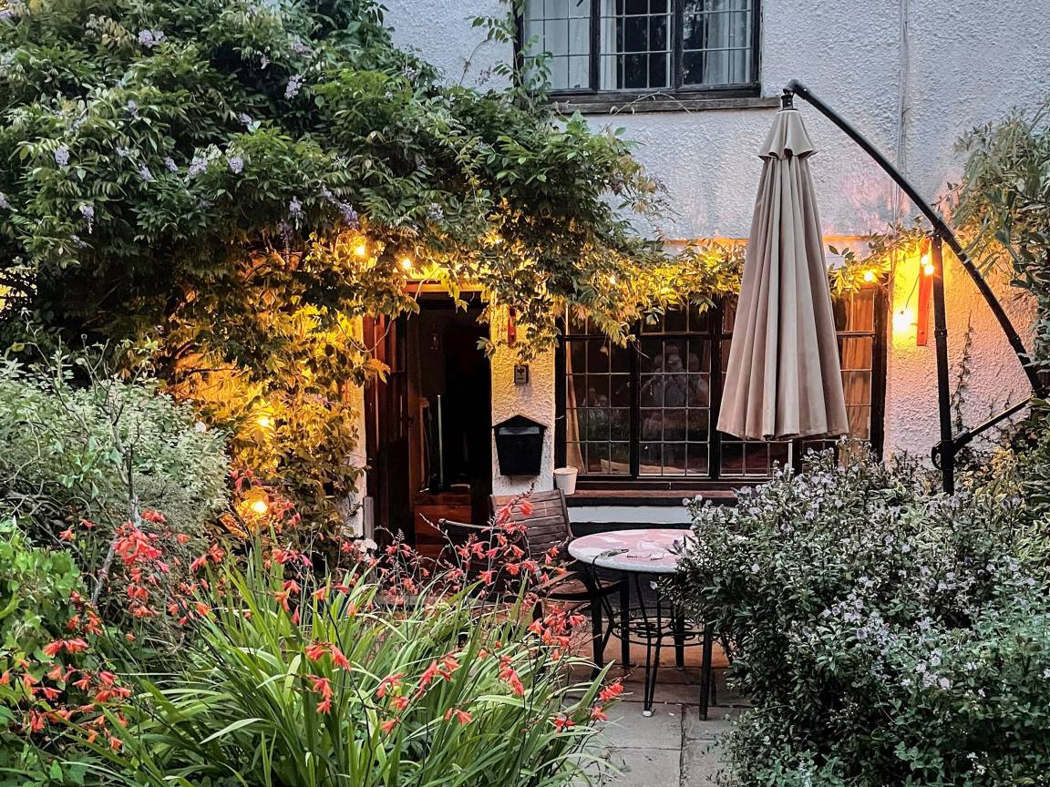 Cottage ∙ 2 Bedrooms ∙ 4 Guests - Crediton