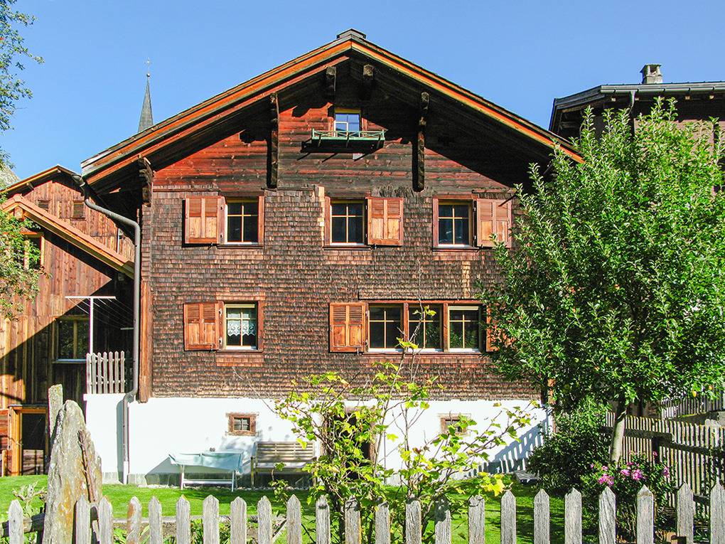 100 M² Ferienhaus ∙ 3 Schlafzimmer ∙ 6 Gäste - Disentis