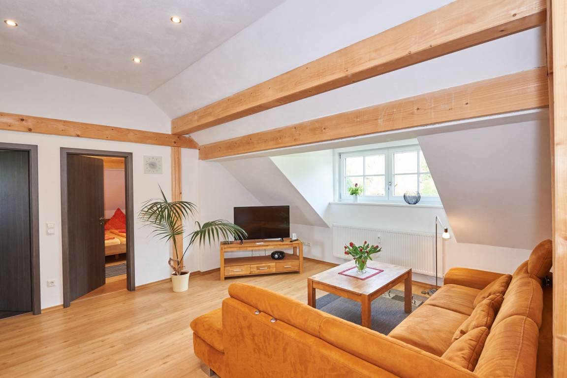 75 M² Ferienwohnung ∙ 2 Schlafzimmer ∙ 4 Gäste - Bayerisch Gmain