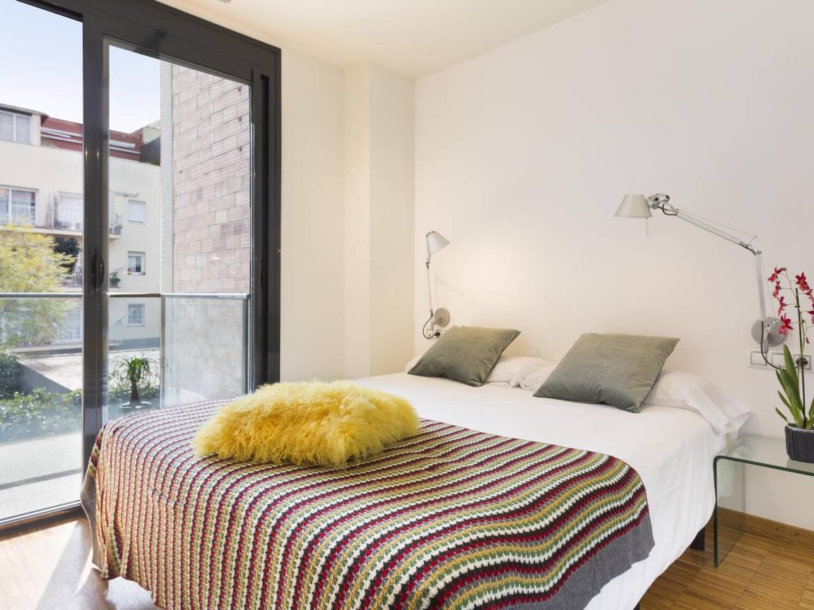 80 M² Apartment ∙ 3 Bedrooms ∙ 6 Guests - Barcelona