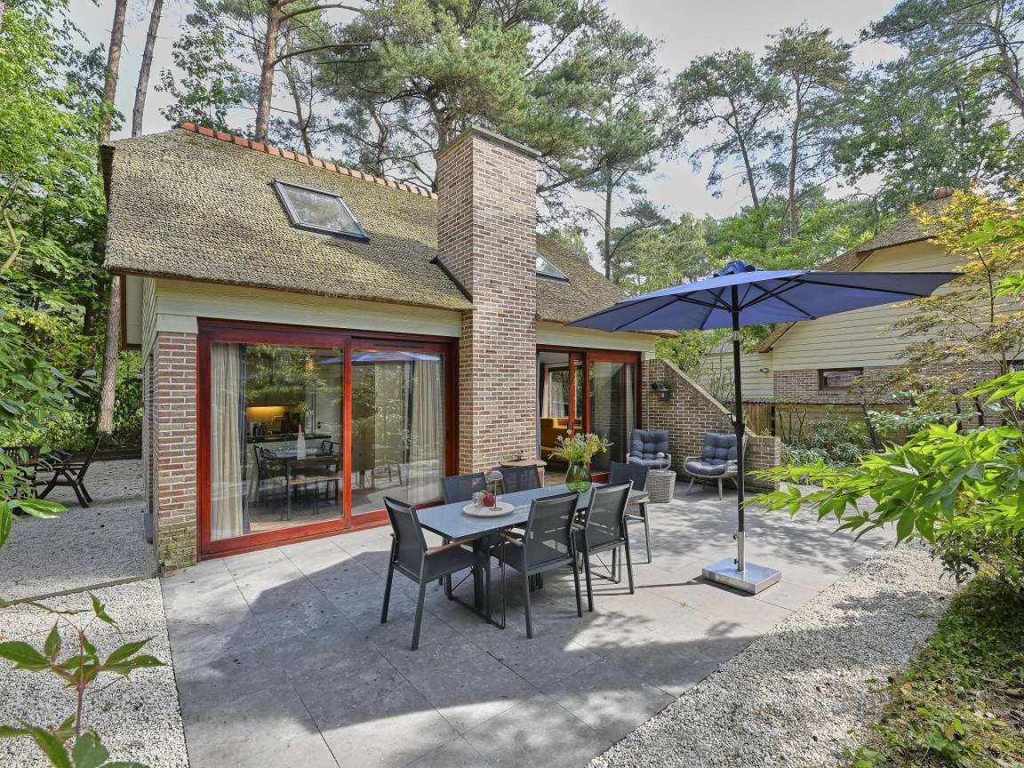91 M² Casa ∙ 2 Habitaciones ∙ 4 Huéspedes - Maasmechelen
