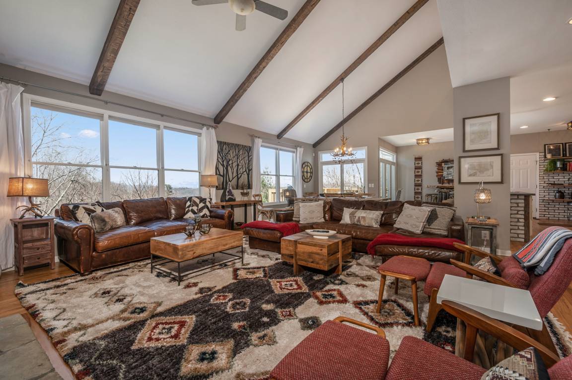 321 M² House ∙ 5 Bedrooms ∙ 16 Guests - Asheville, NC