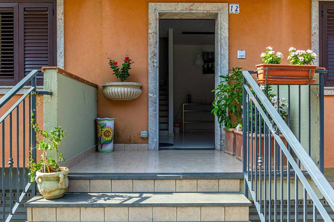 120 M² Apartment ∙ 4 Bedrooms ∙ 11 Guests - Taormina