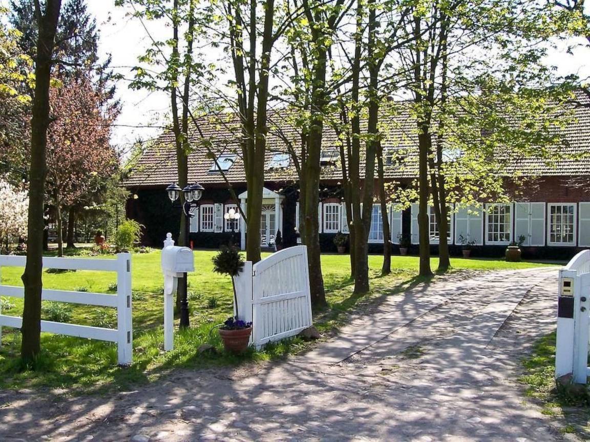 100 M² Ferienwohnung ∙ 2 Schlafzimmer ∙ 4 Gäste - Loxstedt