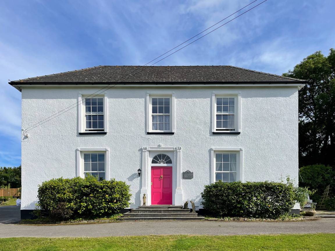 Cottage ∙ 7 Bedrooms ∙ 18 Guests - Saint Dogmaels