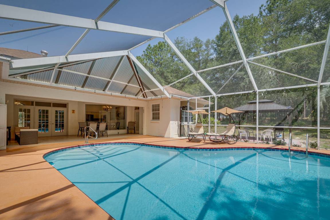 241 M² Villa ∙ 3 Bedrooms ∙ 6 Guests - Dunnellon, FL