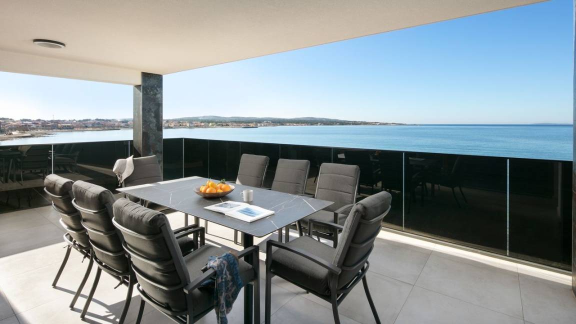 123 M² Appartement ∙ 4 Chambres ∙ 8 Personnes - Vir