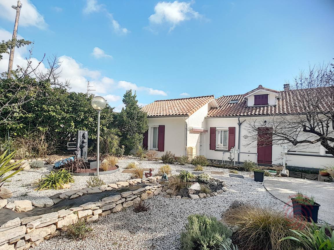 45 M² Ferienwohnung ∙ 1 Schlafzimmer ∙ 2 Gäste - Lamalou-les-Bains