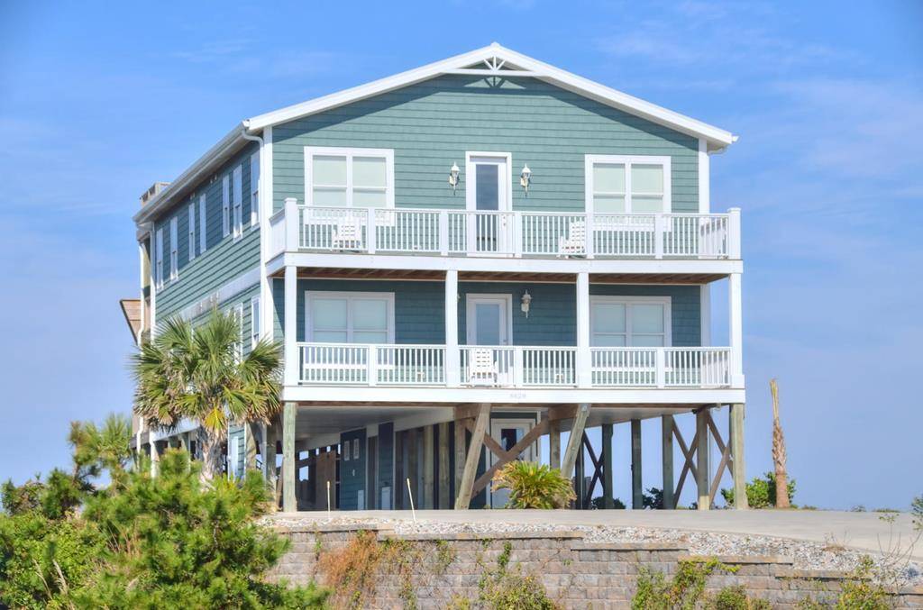 House ∙ 10 Bedrooms ∙ 26 Guests - Oak Island, NC