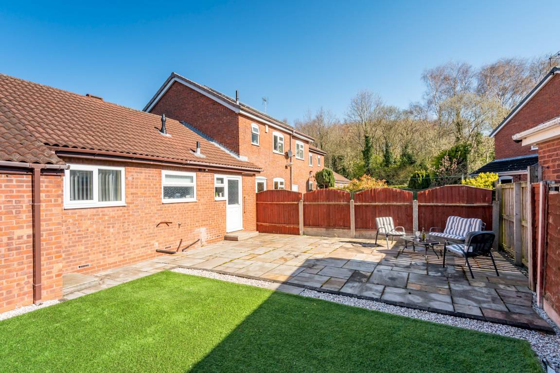 93 M² House ∙ 2 Bedrooms ∙ 4 Guests - York