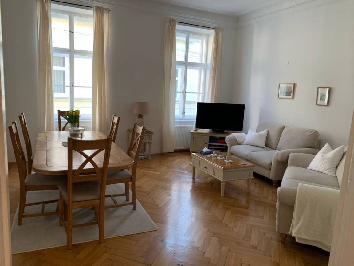 99 M² Appartement ∙ 2 Chambres ∙ 4 Personnes - Vienne