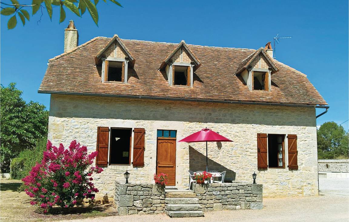 140 M² Maison De Vacances ∙ 4 Chambres ∙ 7 Personnes - Gramat