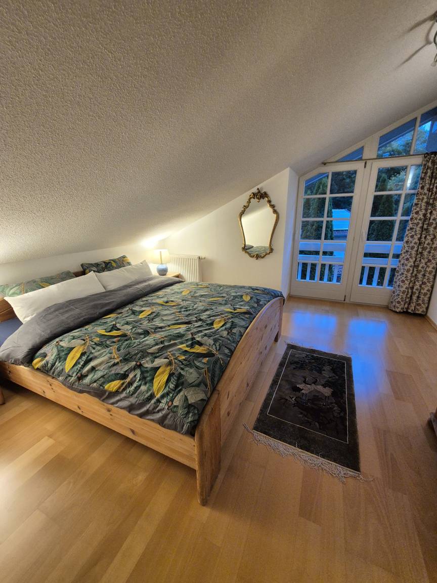 63 M² Ferienwohnung ∙ 2 Schlafzimmer ∙ 4 Gäste - Siegsdorf