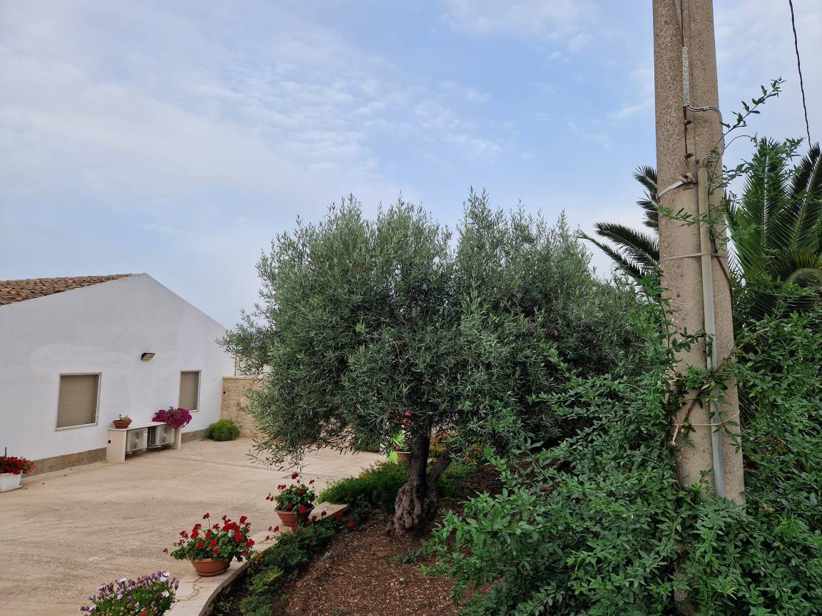 90 M² Apartment ∙ 2 Bedrooms ∙ 5 Guests - Modica