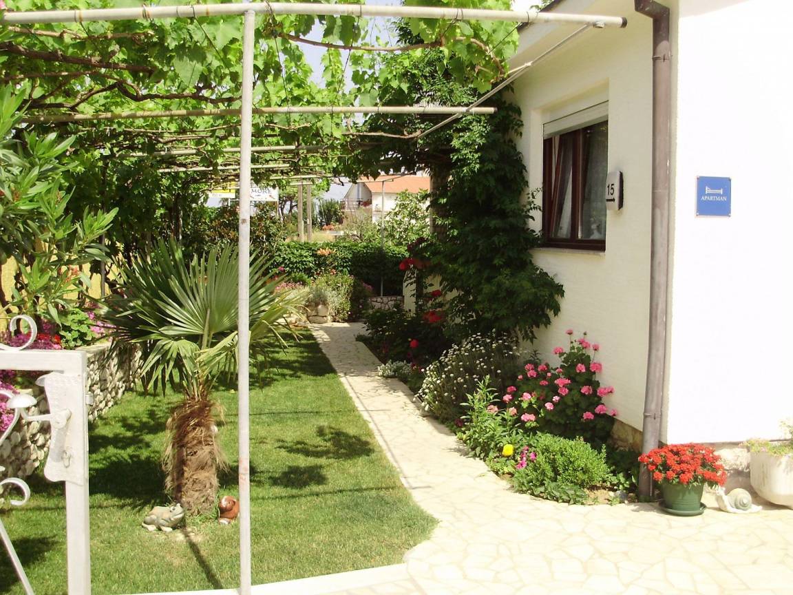 85 M² Appartement ∙ 2 Chambres ∙ 4 Personnes - Lopar