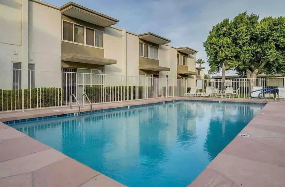 Apartment ∙ 2 Bedrooms ∙ 6 Guests - Scottsdale, AZ