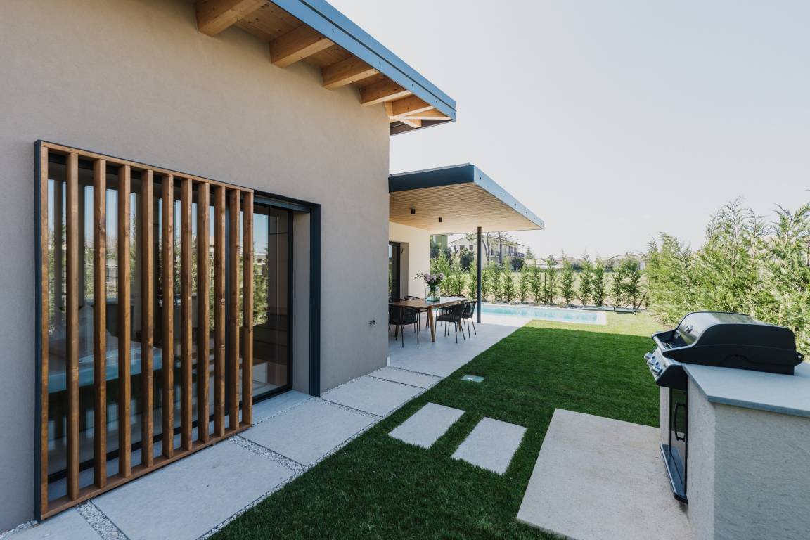 100 M² Villa ∙ 2 Bedrooms ∙ 5 Guests - Bardolino