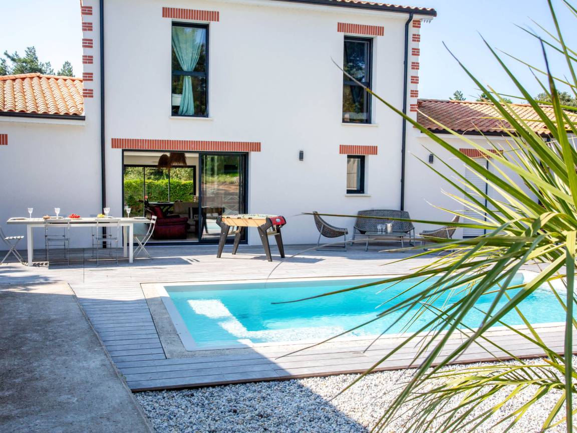 170 M² Maison De Vacances ∙ 5 Chambres ∙ 10 Personnes - Pornic